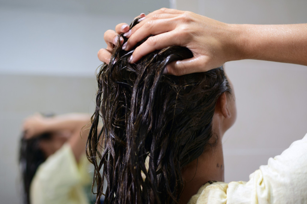 DIY hair masks you can make at home with ingredients you already have ...